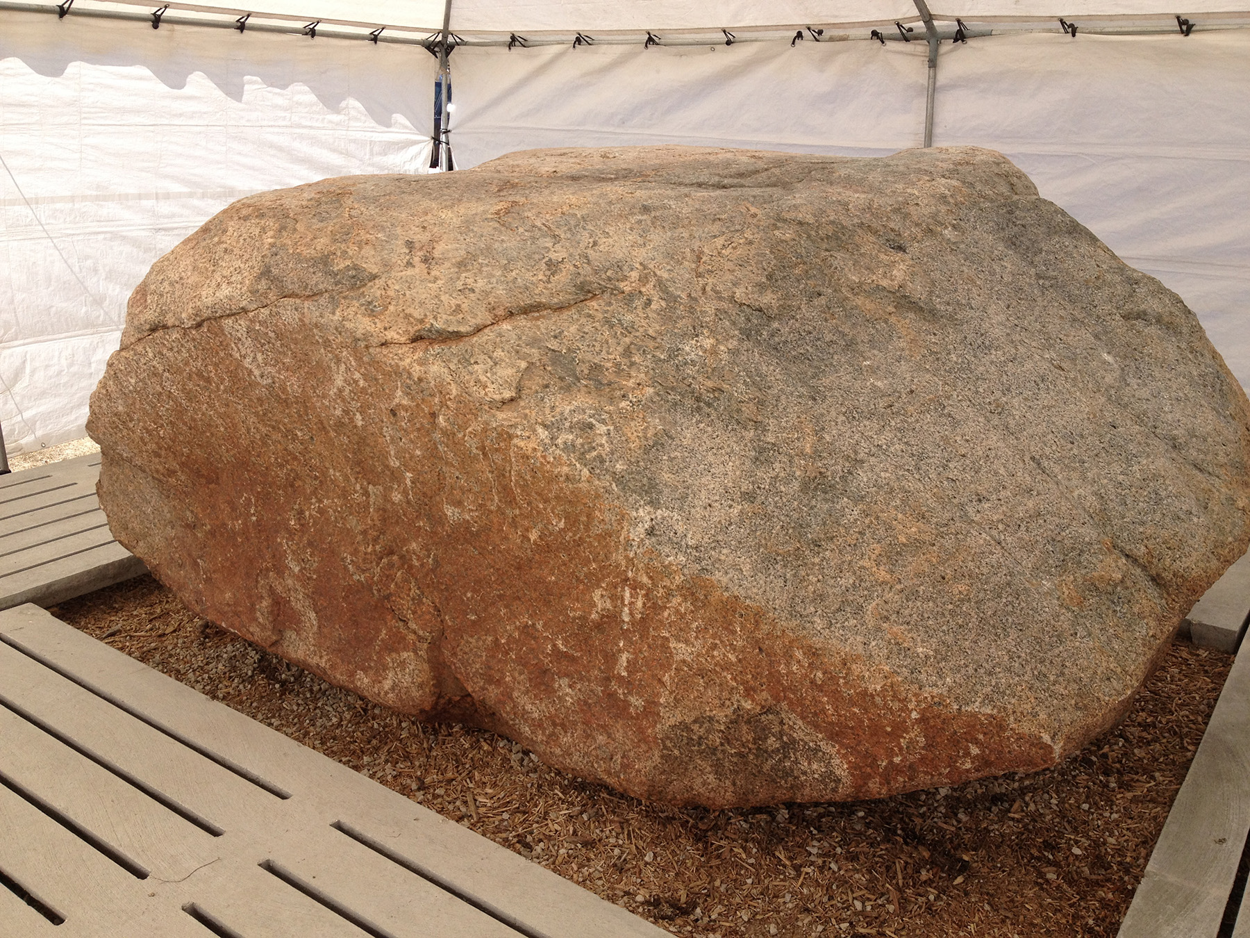 The Freedom Rock in Rolfe, Iowa: Honoring our Veterans (includes ...